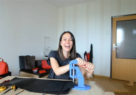 How to cut EVA foam sheet? - Shunho EVA solutions